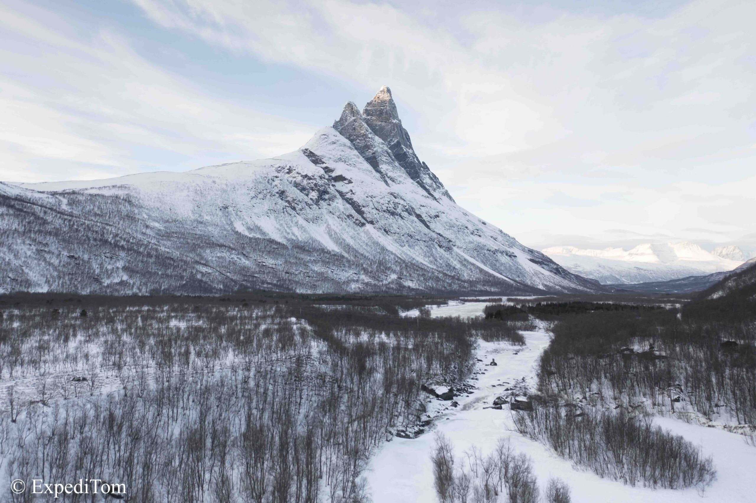 Chasing the Northern Lights in Tromsø, Norway - ExpediTom